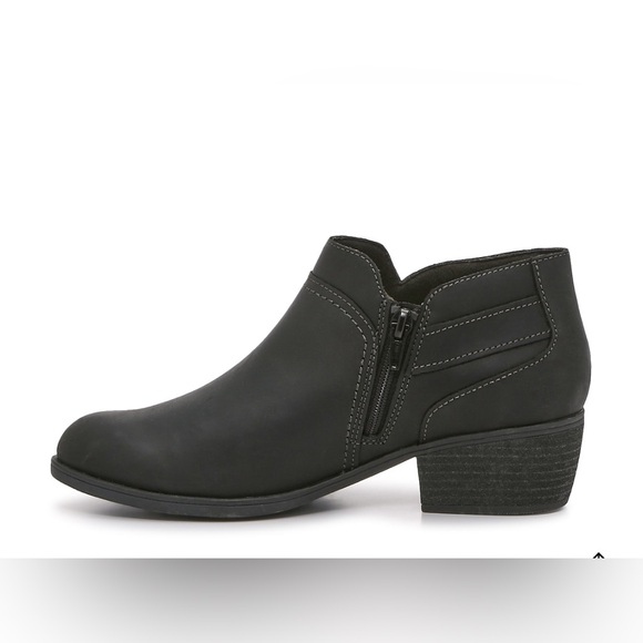 Clarks | Shoes | Clarks Charlten Grace Bootie Nwt | Poshmark